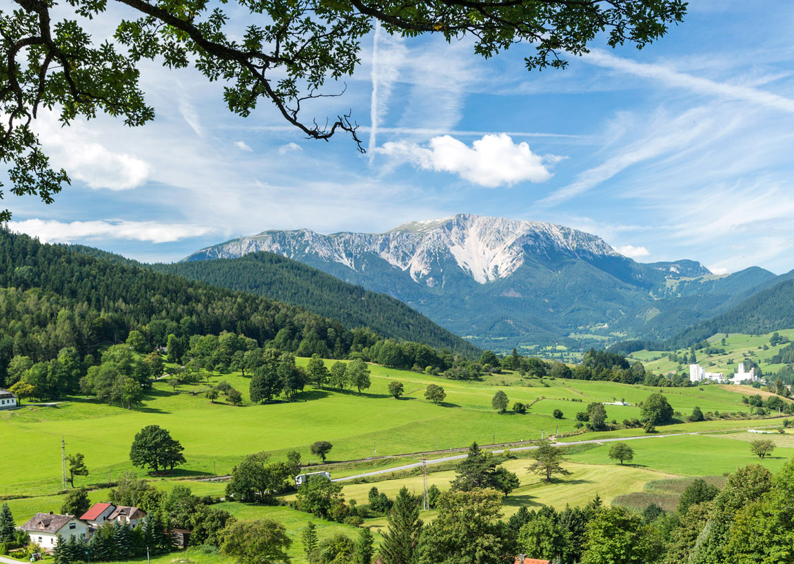 Spring & Summer - When to visit